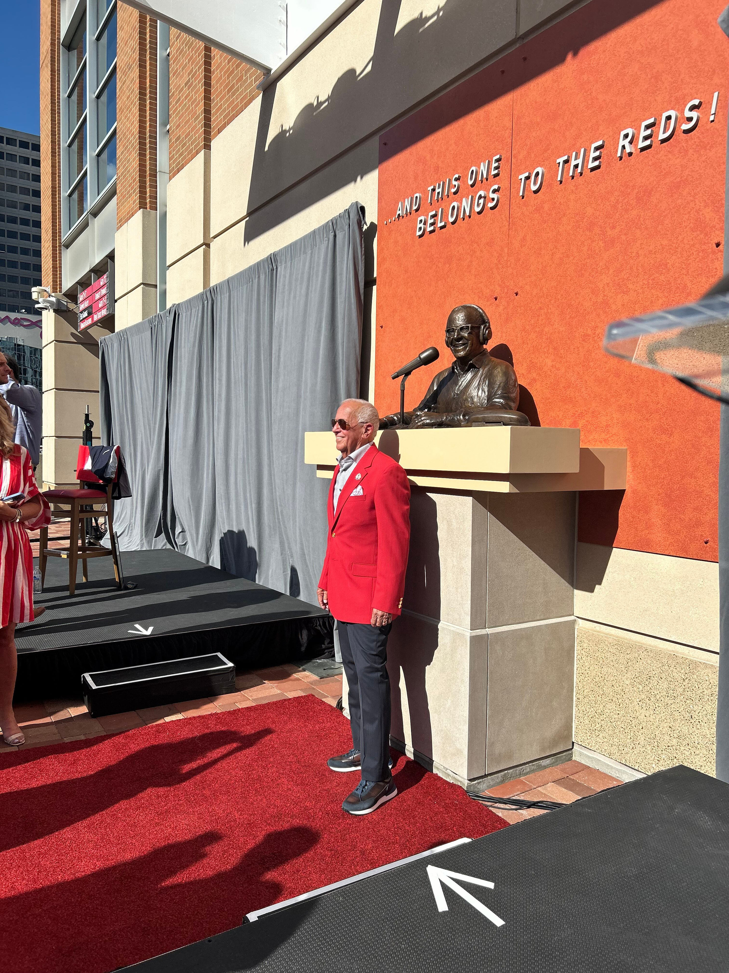 Reds honor Marty Brennaman with statue dedicated to Hall of Fame ...