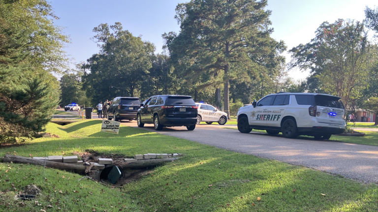 Man accused of shooting, killing grandfather, deputies say