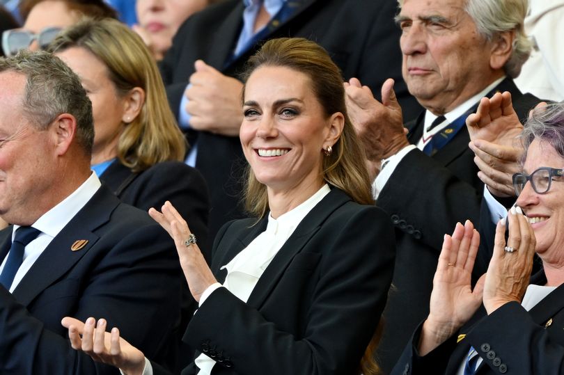 Kate Middleton ditches new blonde look as she attends Women's Rugby ...