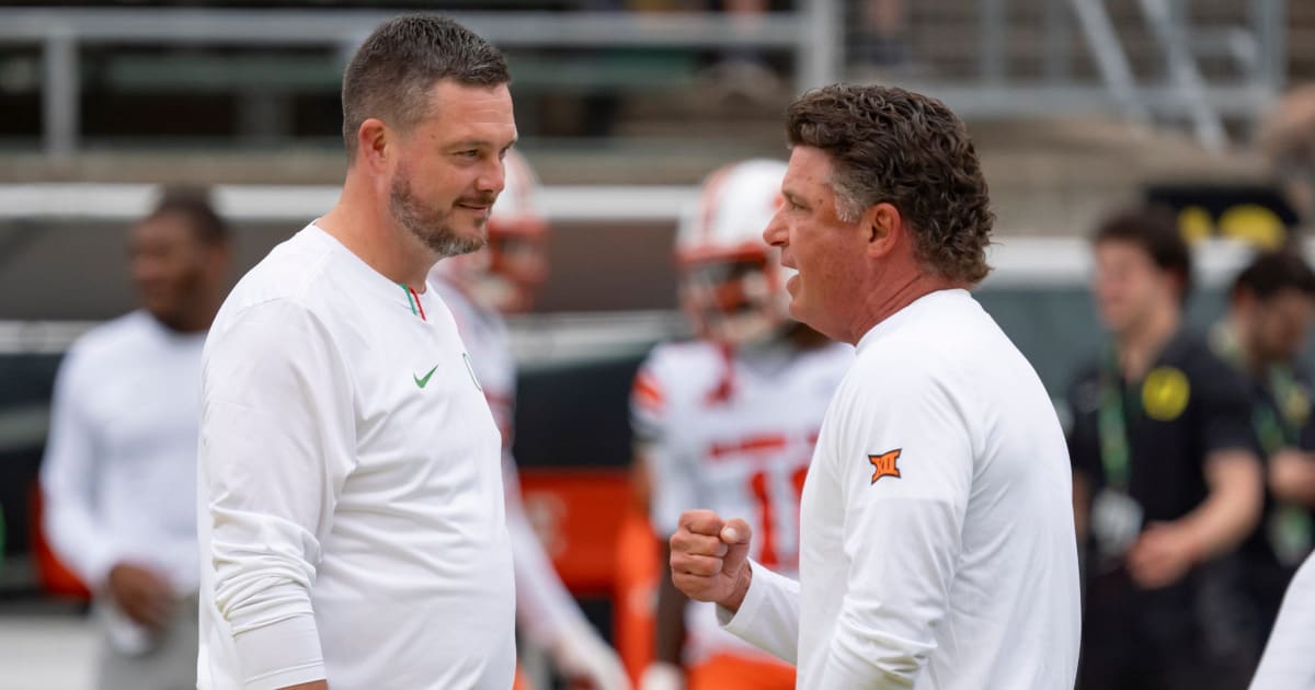 Autzen Stadium, Oregon trolls Mike Gundy, Oklahoma State with hilarious ...