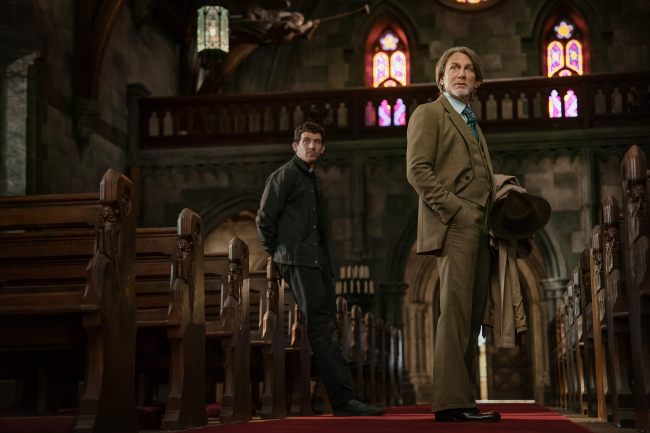 ‘Wake Up Dead Man' Review: Rian Johnson's Third Knives Out Mystery Is a ...