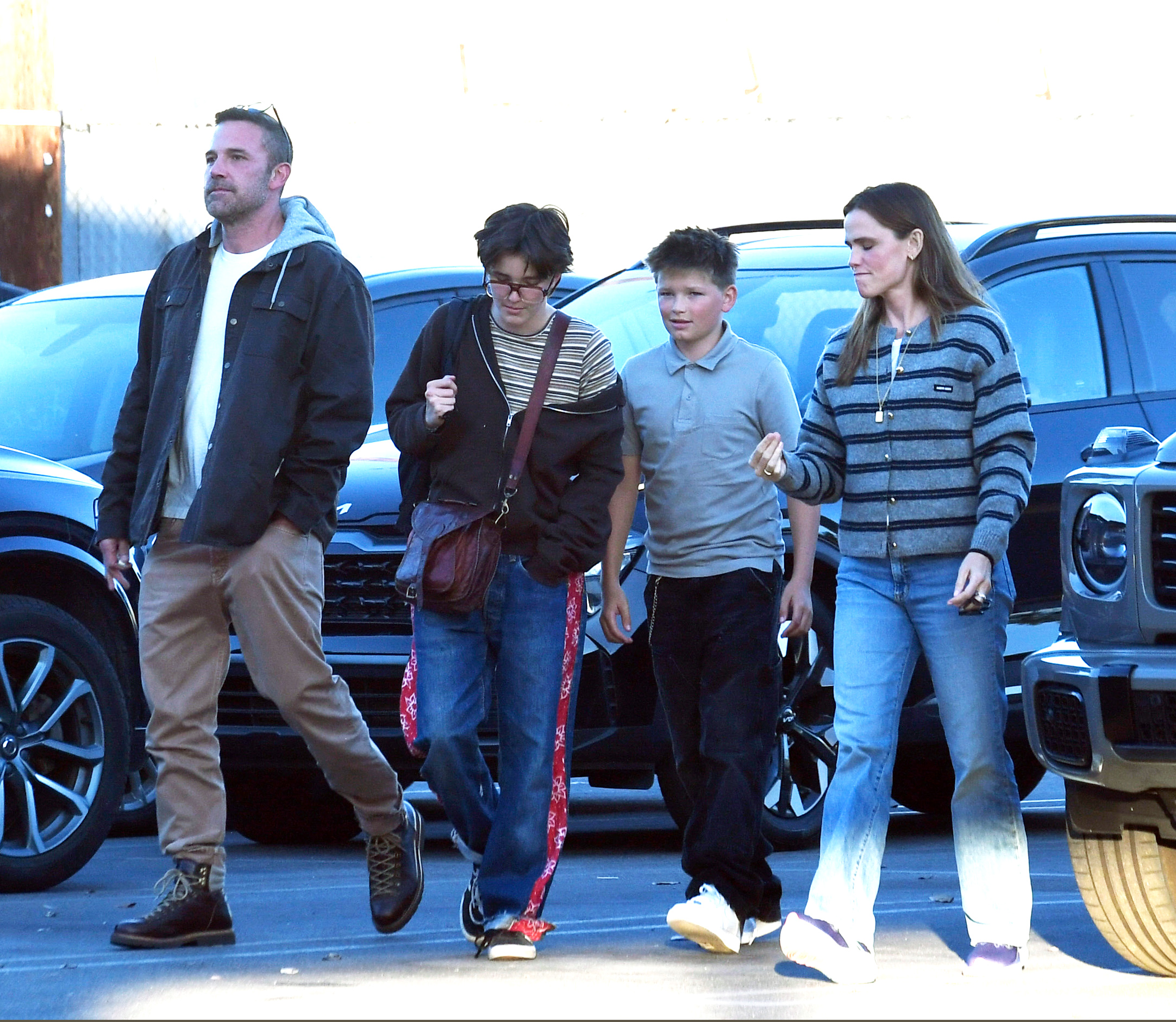 Ben Affleck and Jennifer Garner are all smiles on rare family outing ...