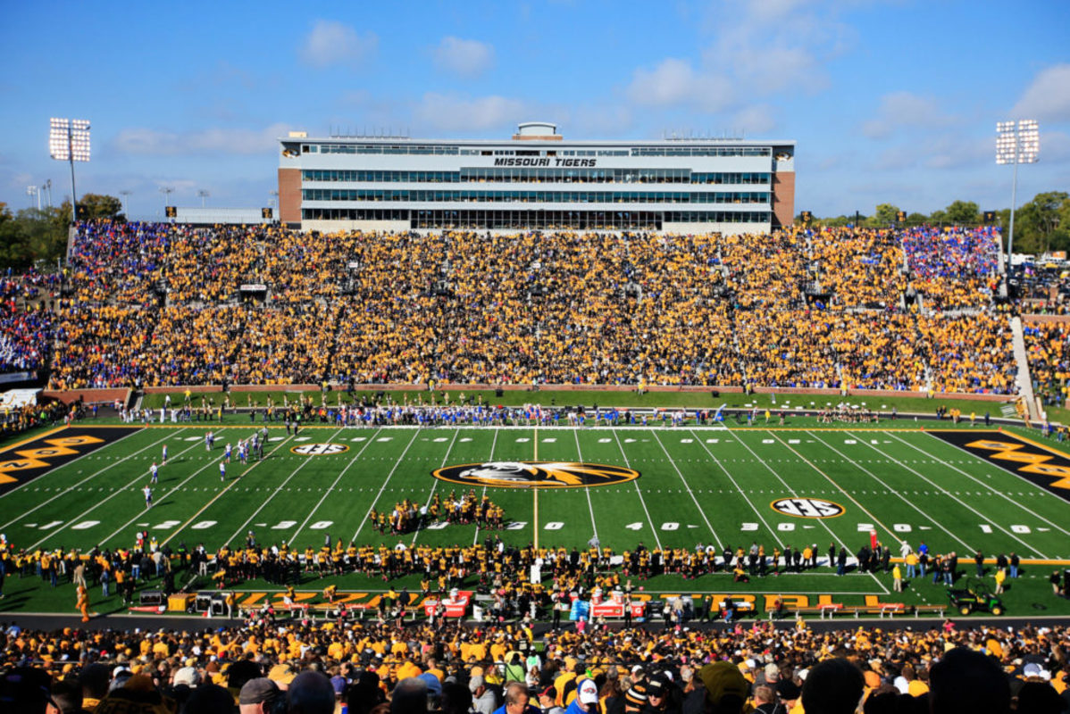 Missouri Football Fan Applauded For Actions During Kansas Game