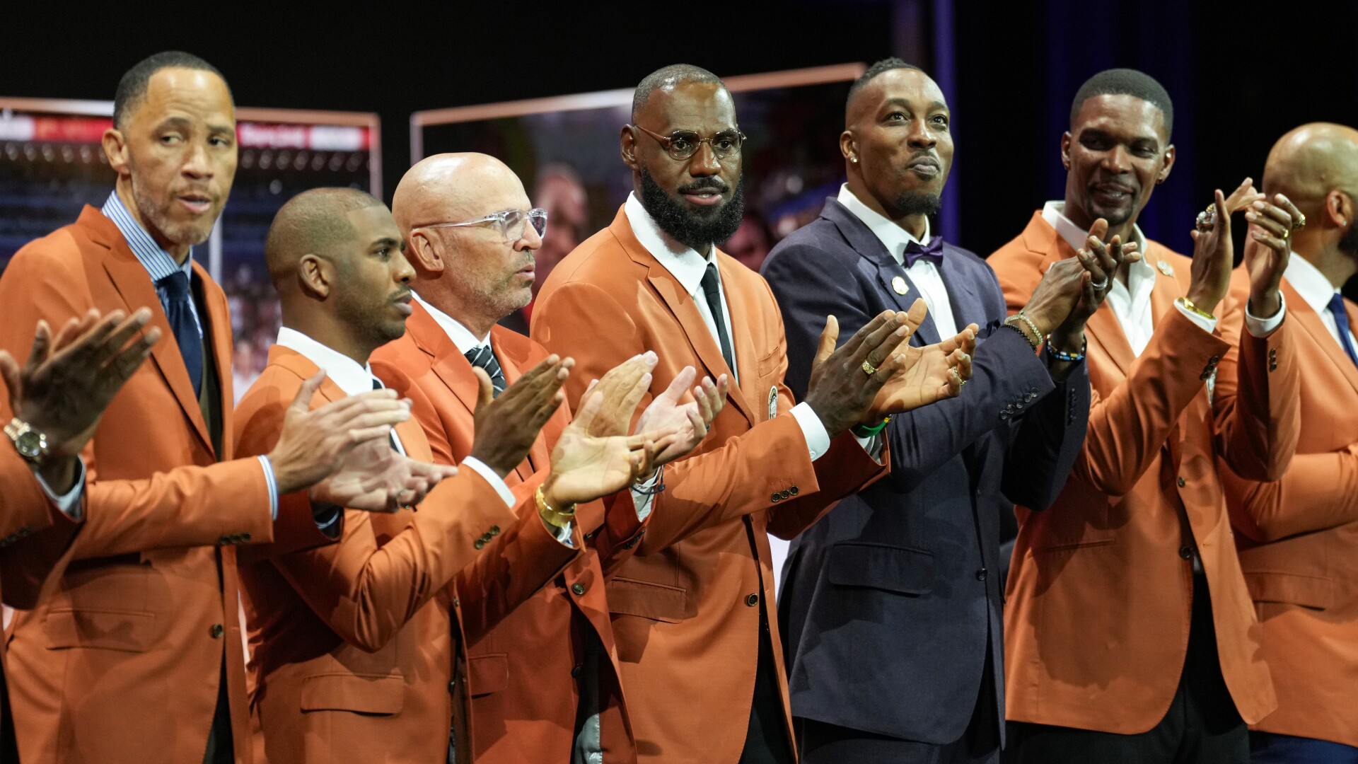 Redeem Team reunites at Basketball Hall of Fame, honors Kobe Bryant