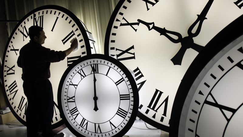 Daylight saving time: Which states want to stop changing the clocks?