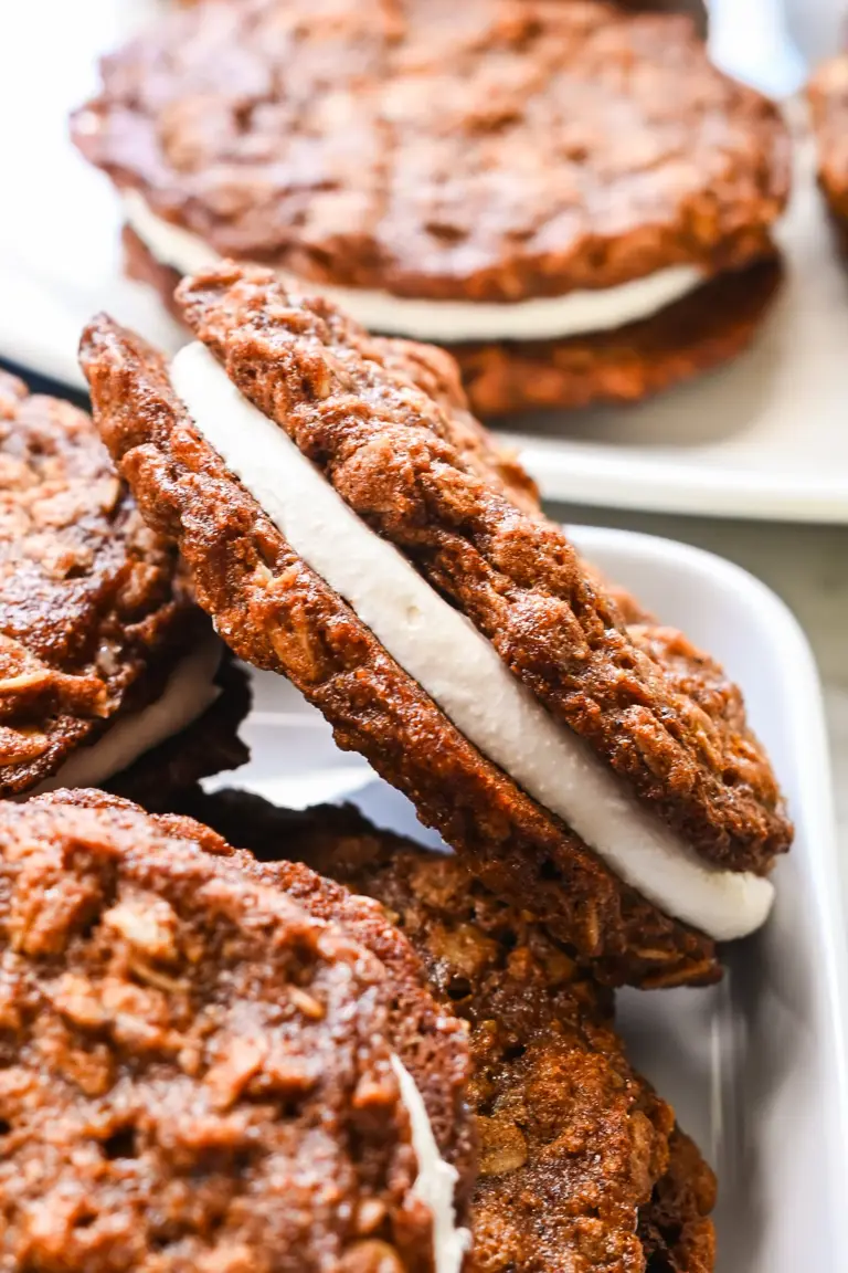 Oatmeal cream pie recipe (soft, chewy & homemade)