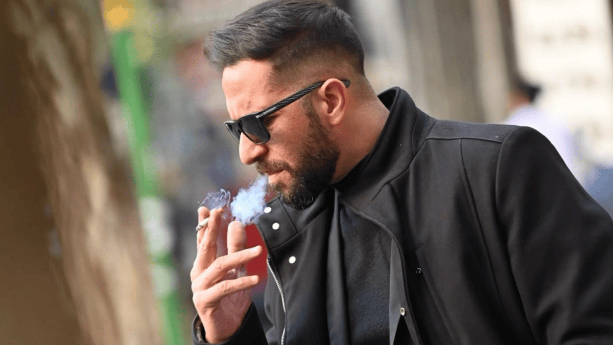 Justicia imputó a Esteban Queimada por delitos de odio racial