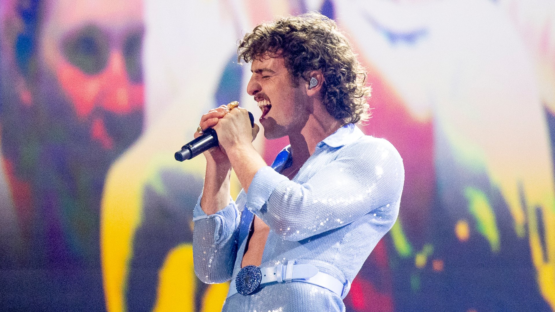 Benson Boone Gets Emotional During Sold-Out Madison Square Garden Debut
