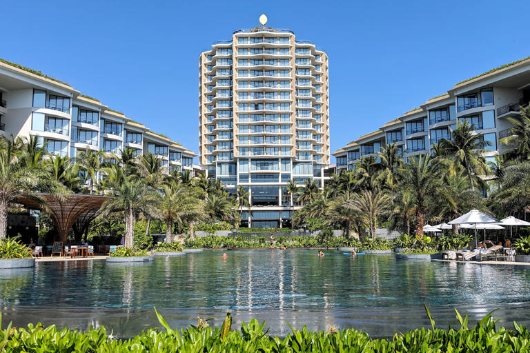 IHG One Rewards Traveler Credit Card review: Hotel perks for no annual fee