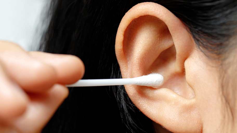Why We Can't Resist Sticking Q-Tips in Our Ears, Even Though It's Dangerous