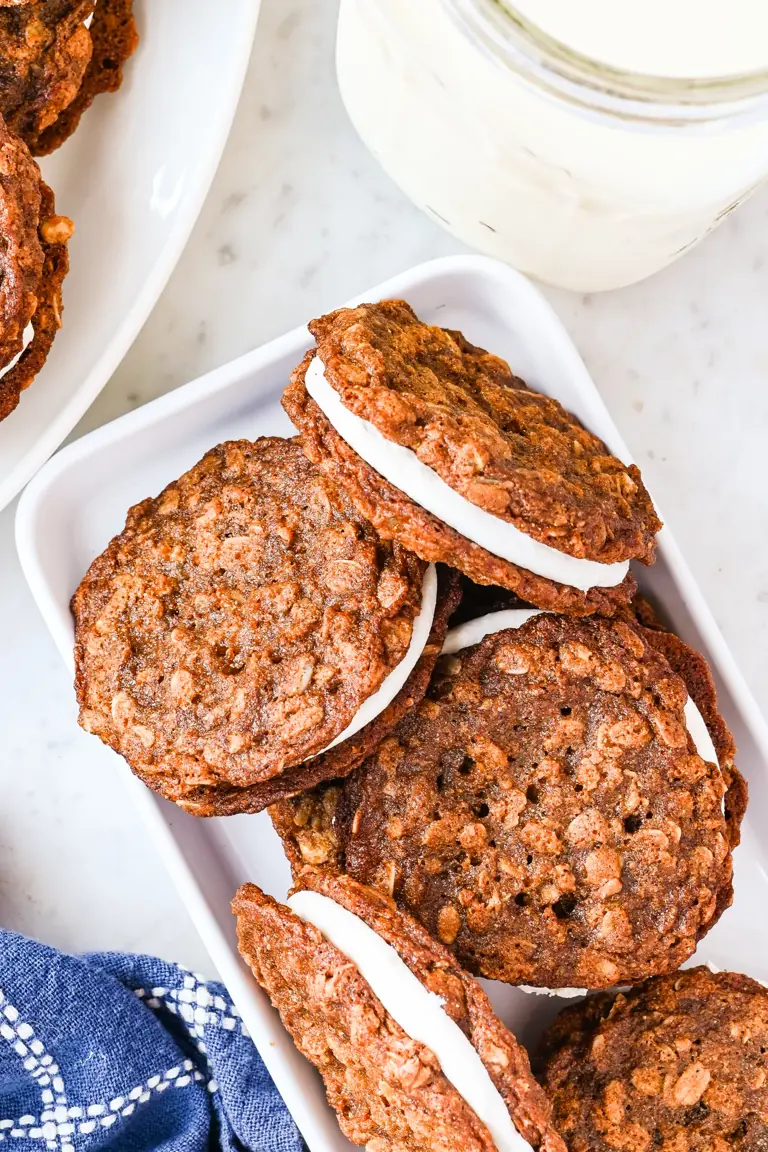 Oatmeal cream pie recipe (soft, chewy & homemade)