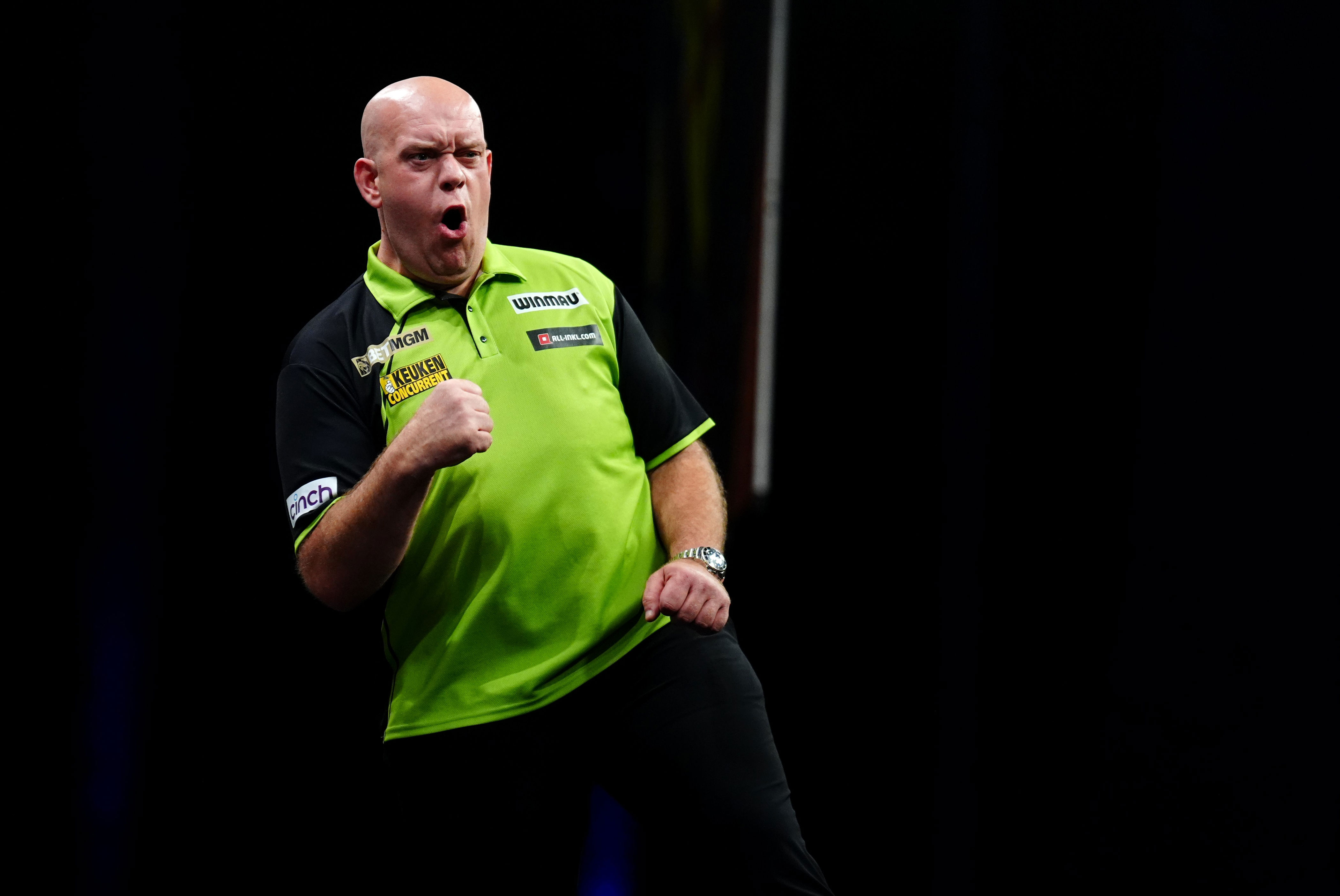 Luke Littler overcomes disrupted build-up to beat Cameron Menzies at ...
