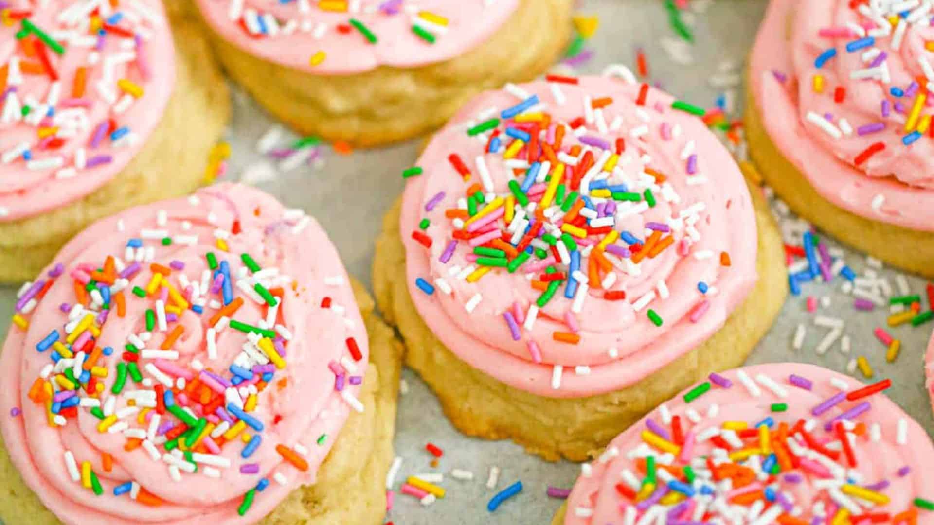 These 20 Over-the-Top Cookies Are Next-Level Indulgence