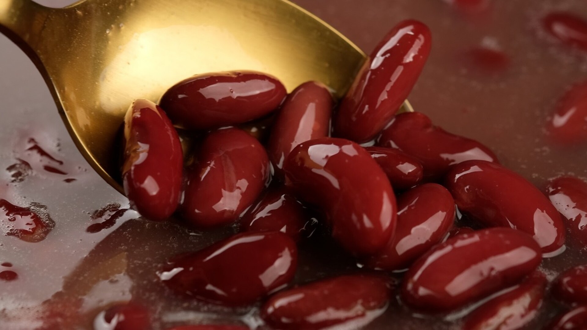 What You Should Know Before Cooking With Canned Beans Ever Again