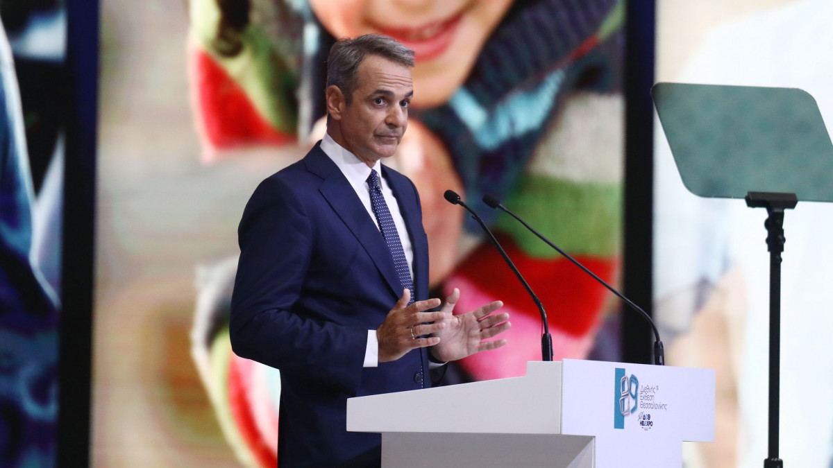 Η ανάρτηση Μητσοτάκη για τα νέα μέτρα - Τα παραδείγματα και ποιοι ...
