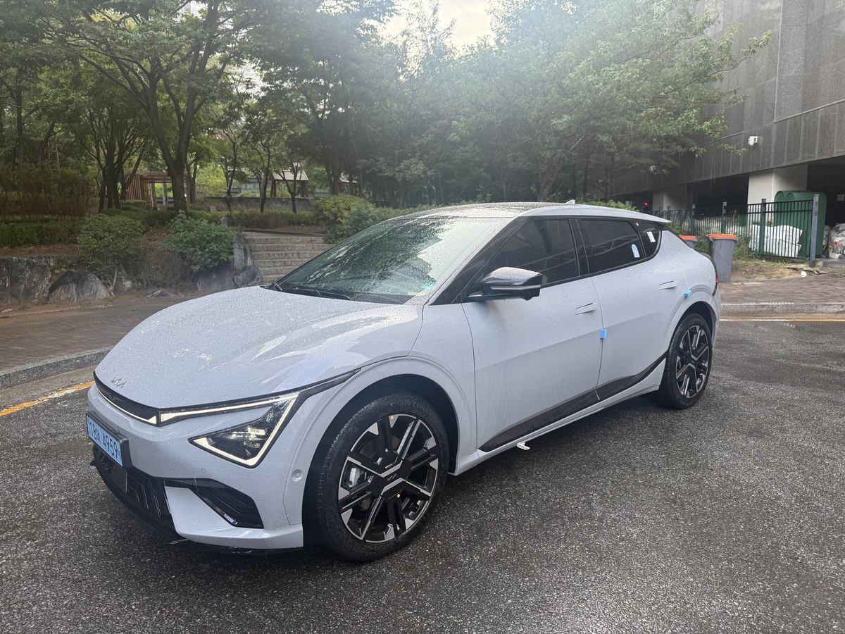 [돈+Cars] EV3·4 이전에 ‘EV6’가 있다…‘역시’란 말이 절로