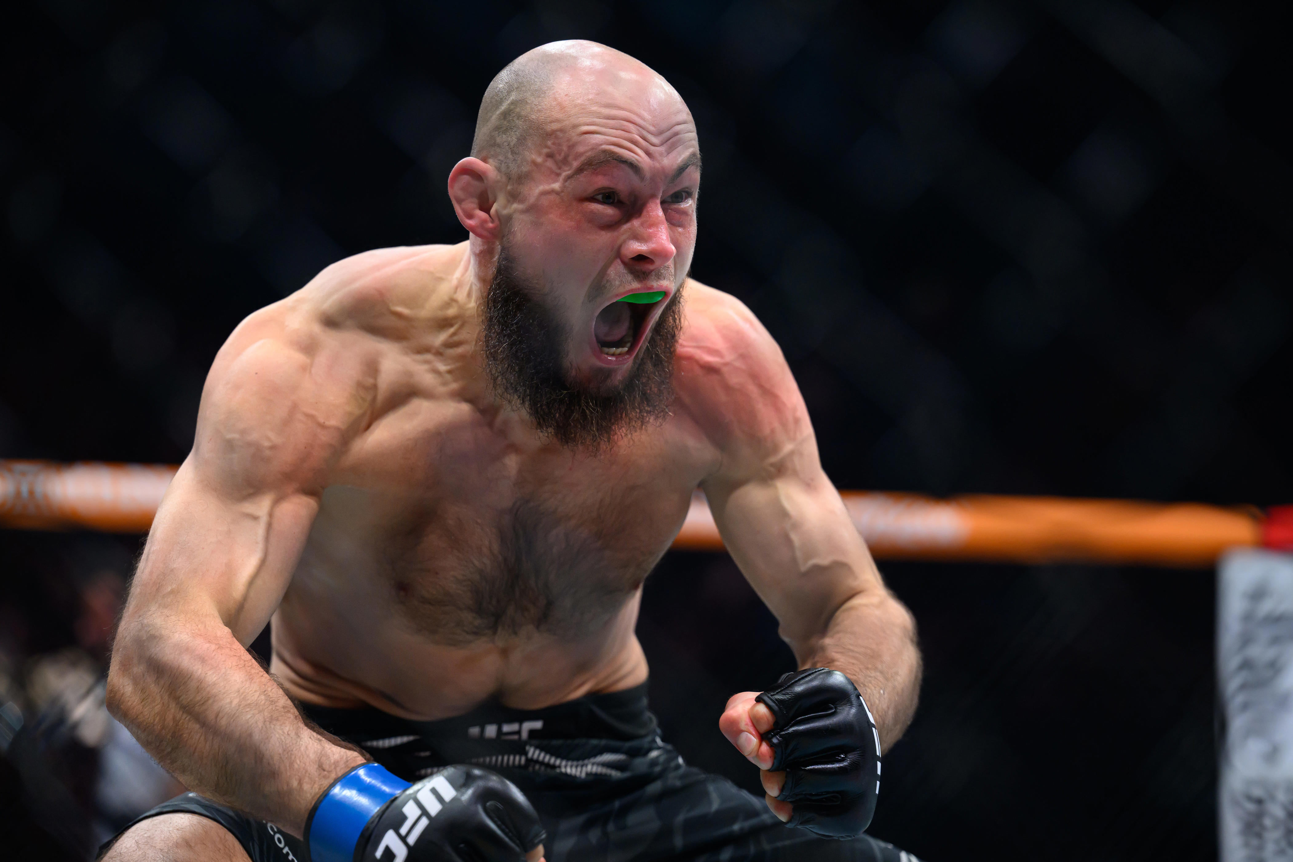 Unbeaten in UFC, promotion opts to not re-sign Rinat Fakhretdinov