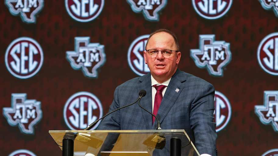 Texas A&M Coach Mike Elko Gives Injury Update on QB Marcel Reed