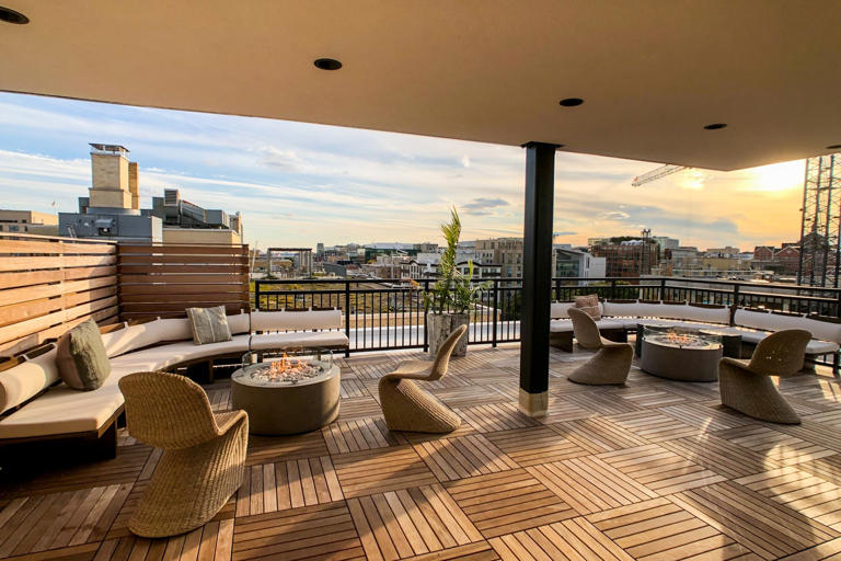 IHG One Rewards Traveler Credit Card review: Hotel perks for no annual fee