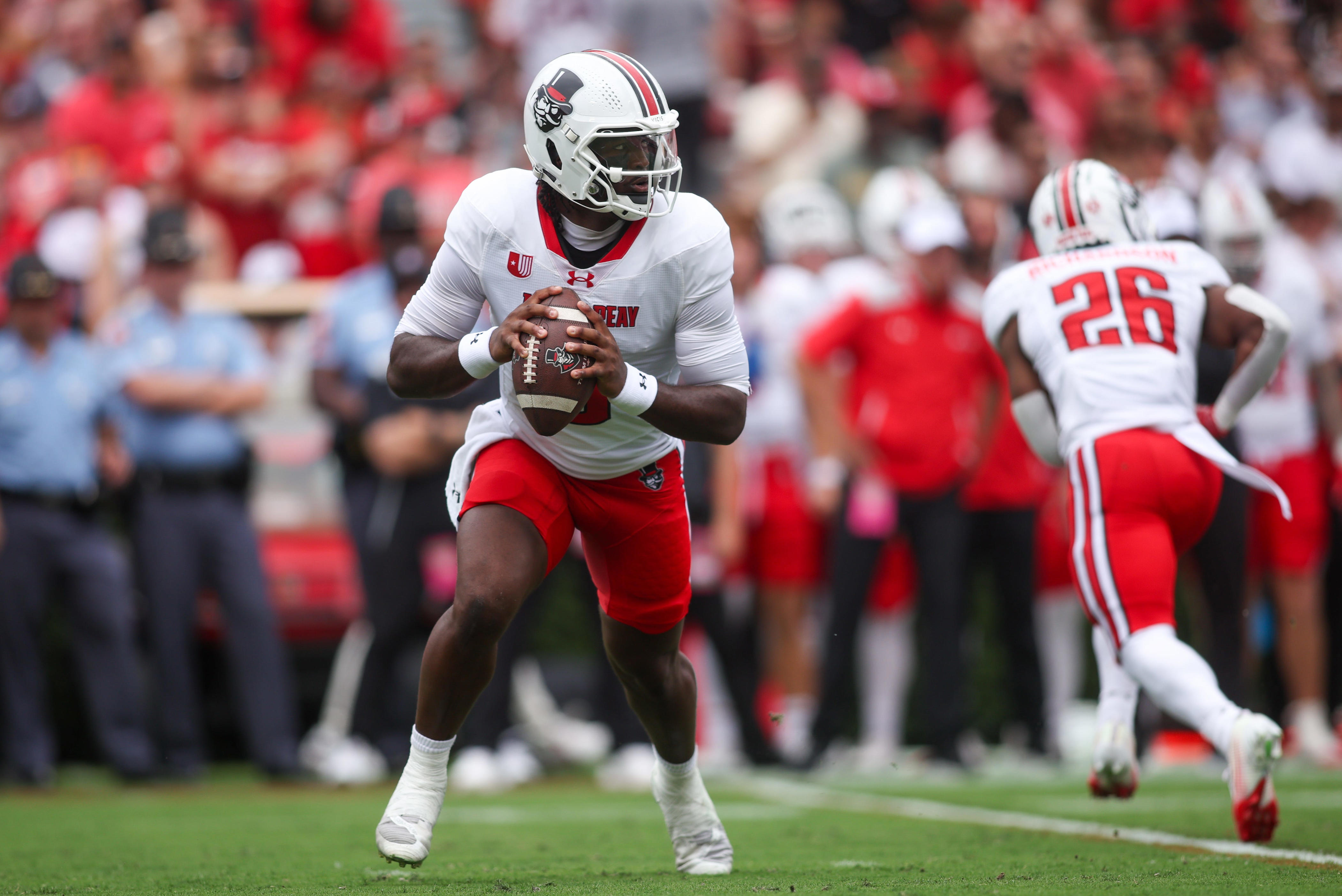 Austin Peay football QB Chris Parson gets high praise, comparison to ...