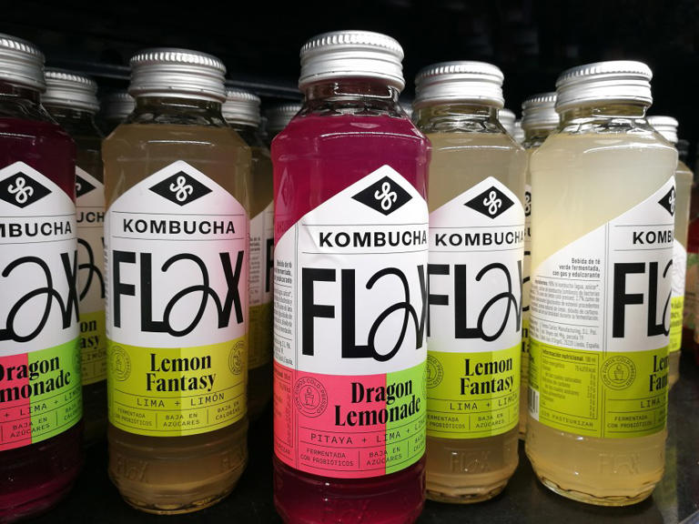 Is kombucha beneficial for people to drink? What to know