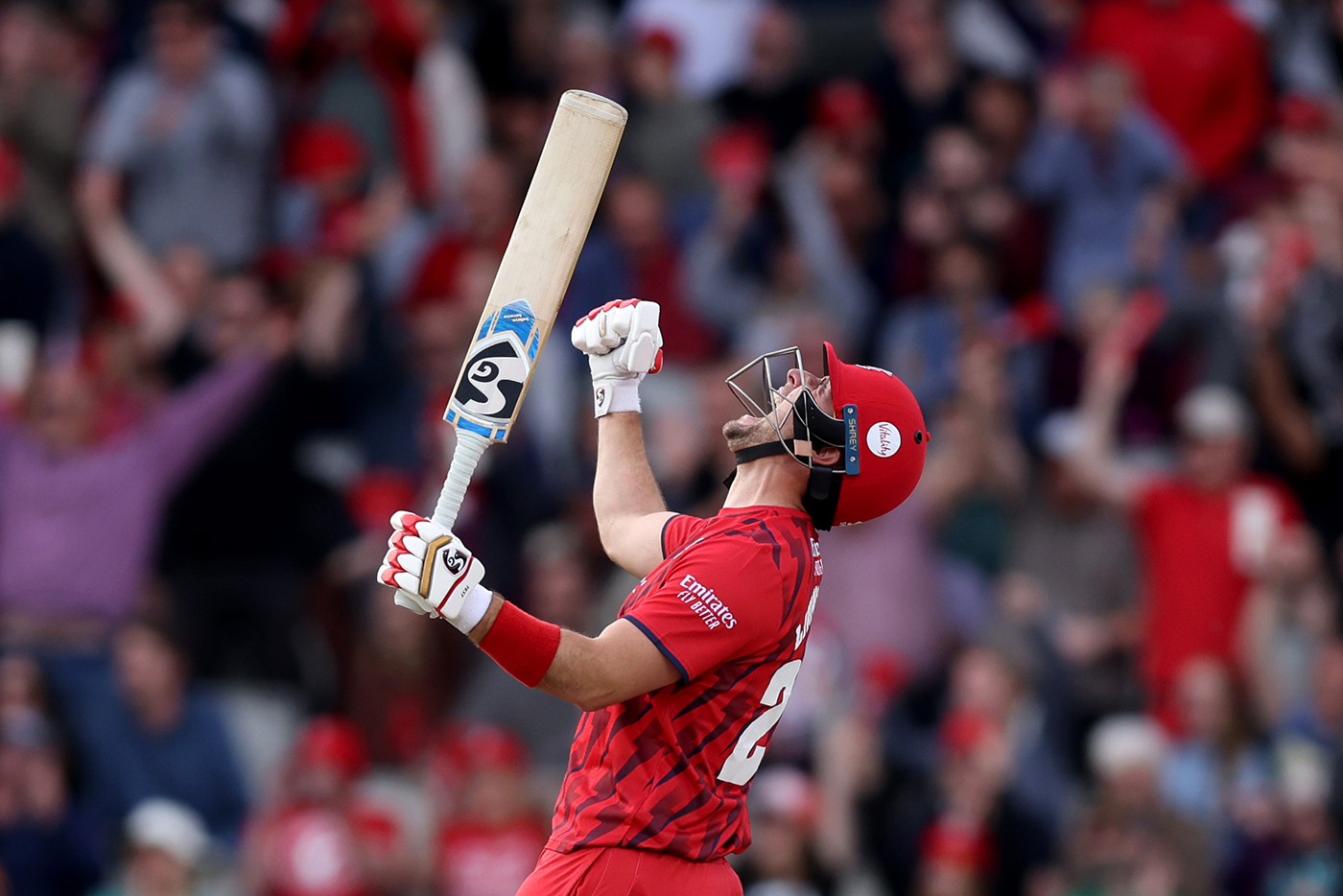 Liam Livingstone 85* muscles Lancashire past Kent