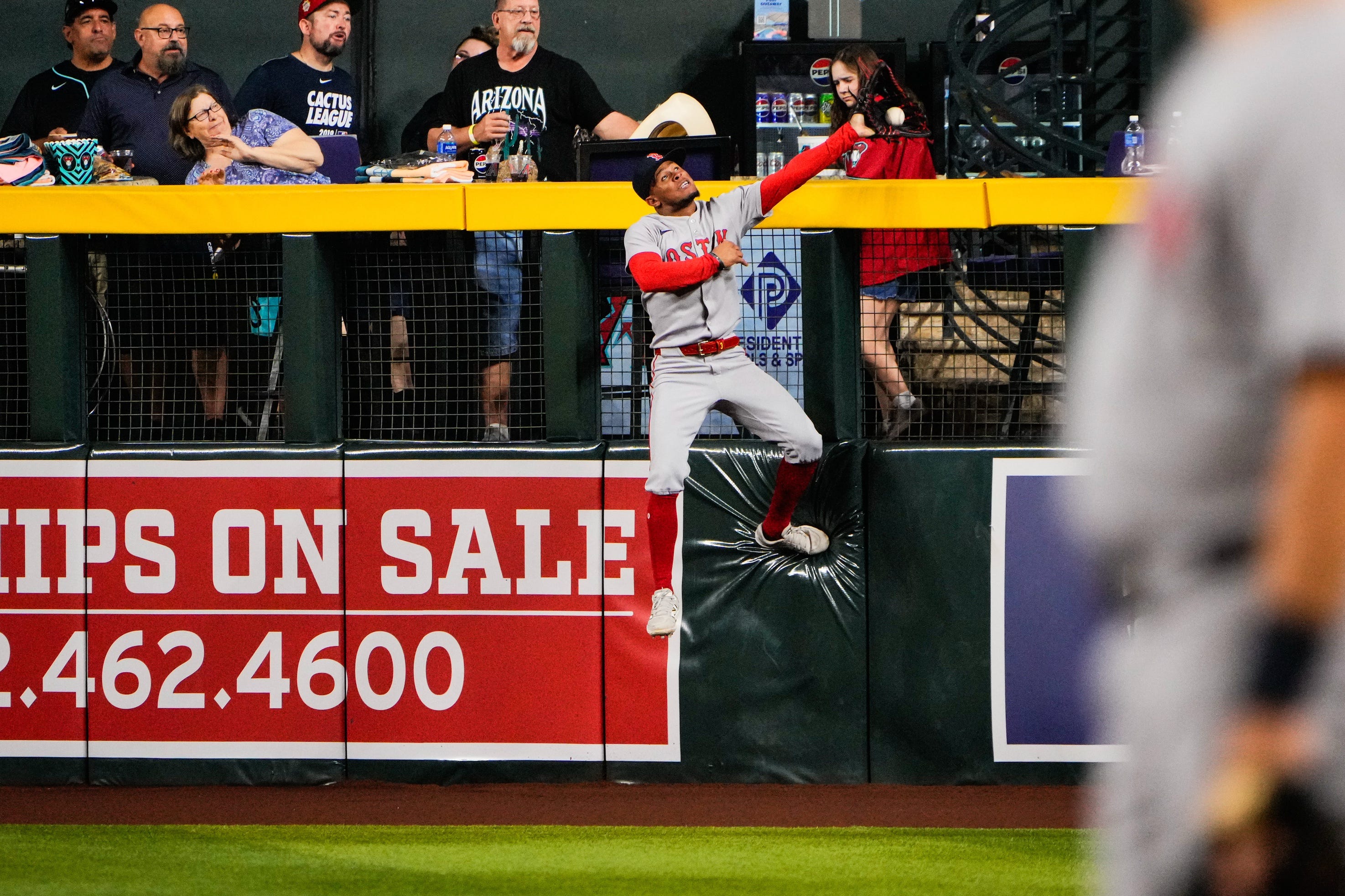 Ceddanne Rafaela makes Red Sox's catch of the season