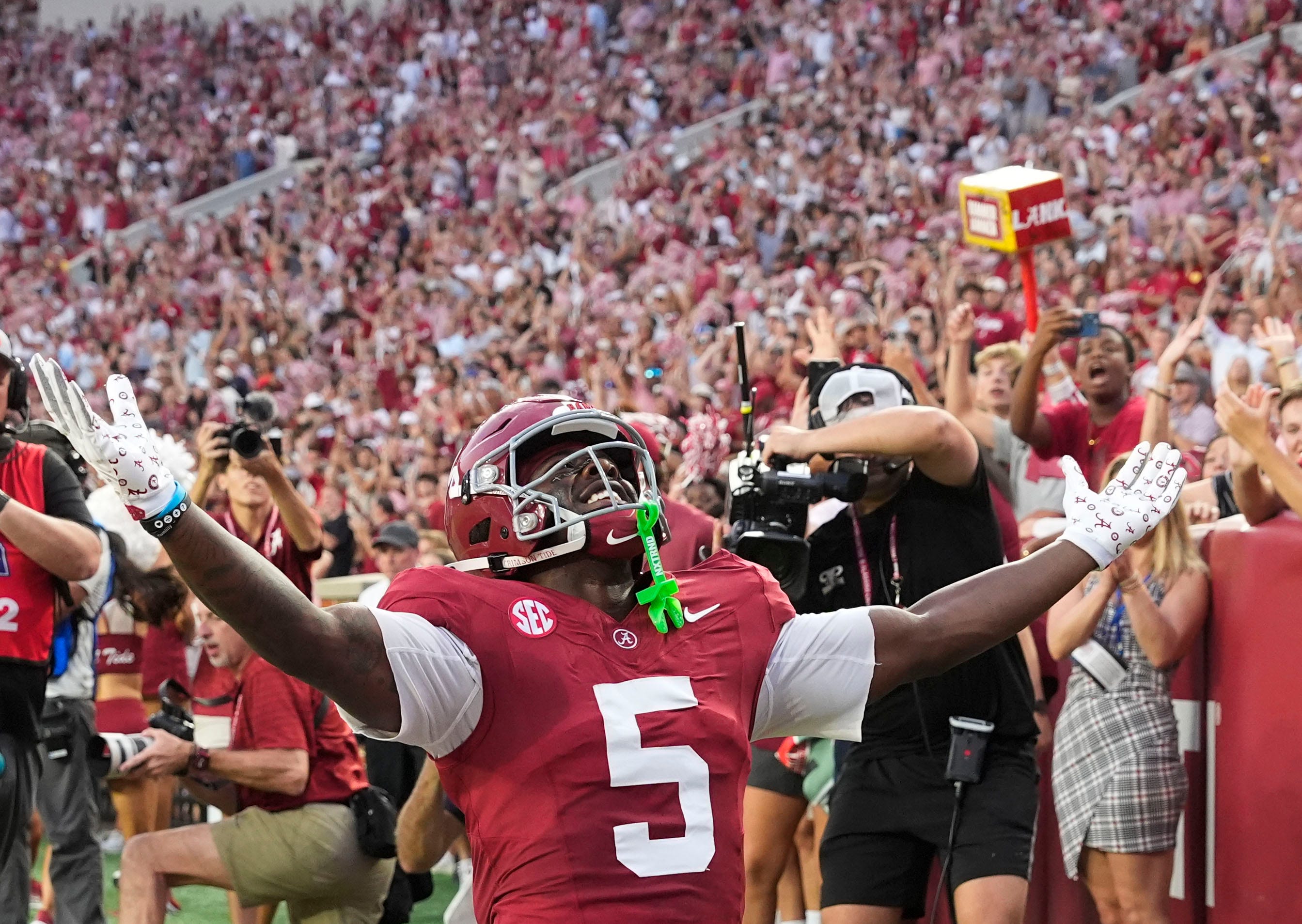 Alabama football grades out nearly perfectly in ULM home opener. How ...
