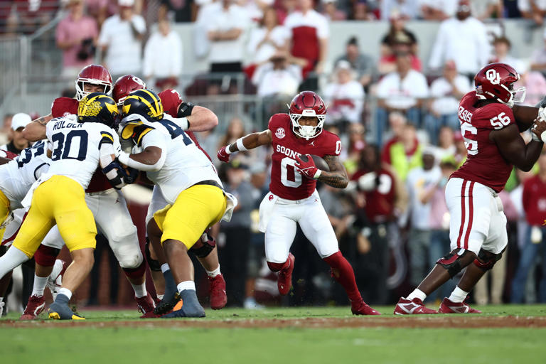 OU running back signs with Kansas City Chiefs