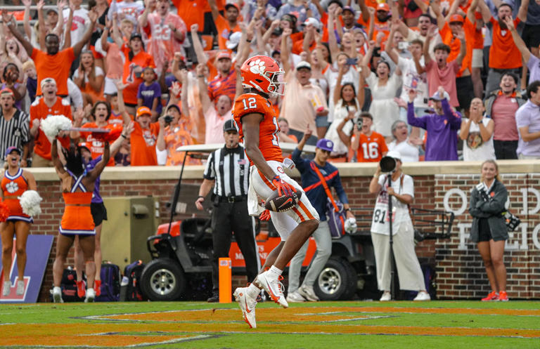 Clemson football vs. Troy highlights: Tigers, Cade Klubnik survive Trojans