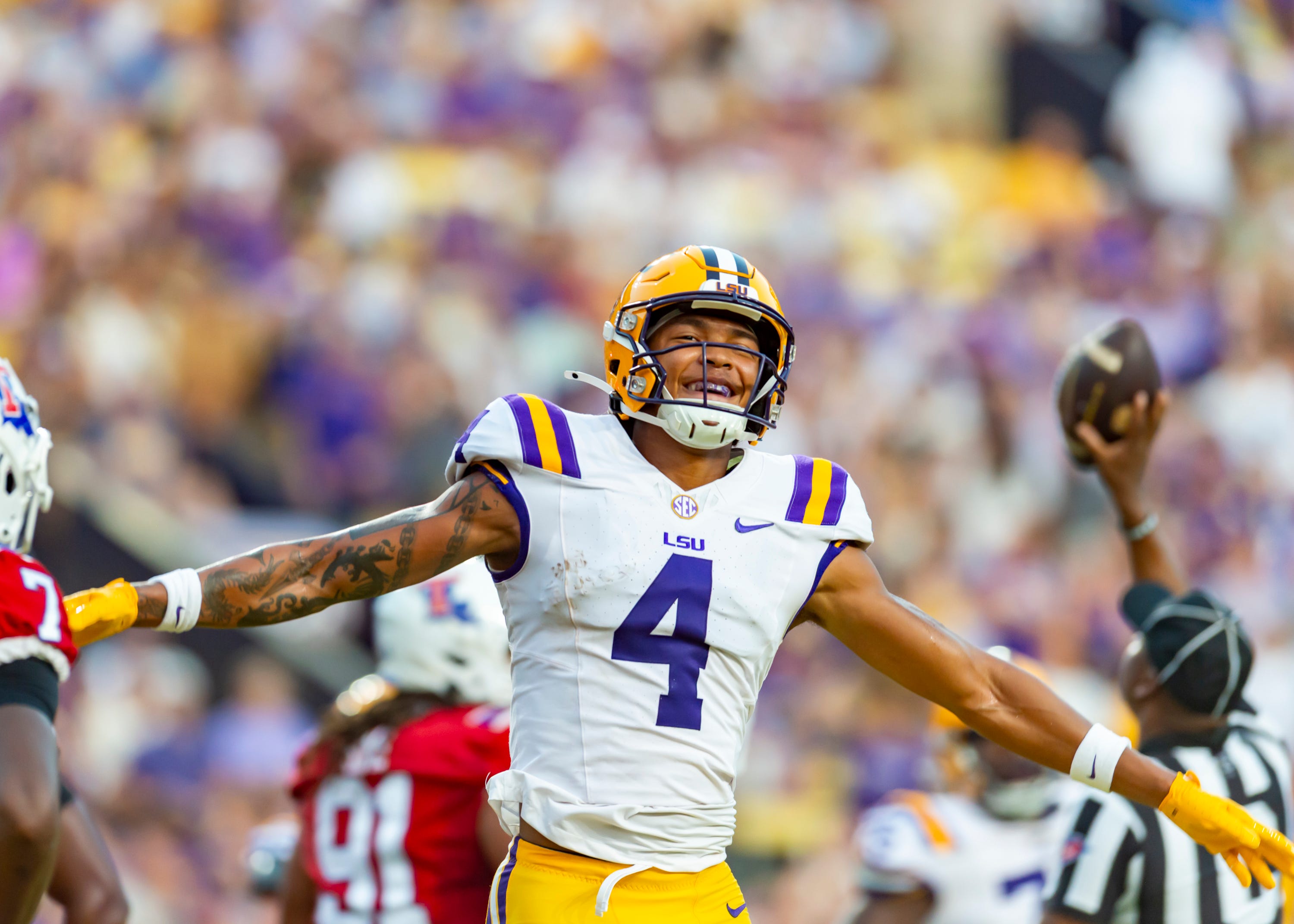 LSU football vs Florida live updates: LSU-Florida involved in pregame ...