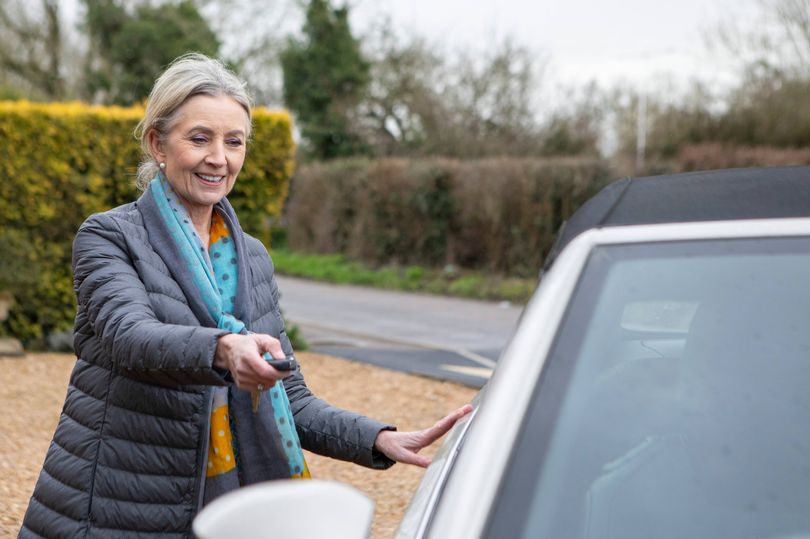 Drivers 'break Highway Code every day' by parking on their driveway