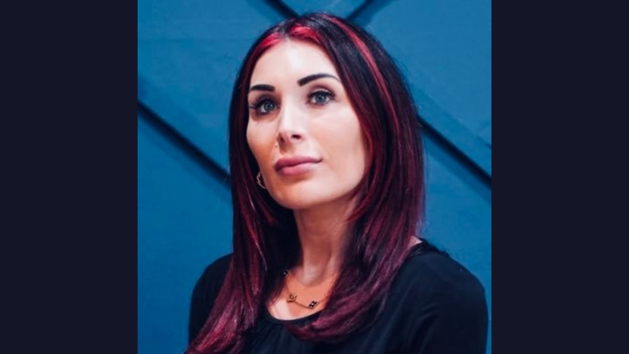 Donald Trump aide Laura Loomers call for 'Make Call Centers American ...