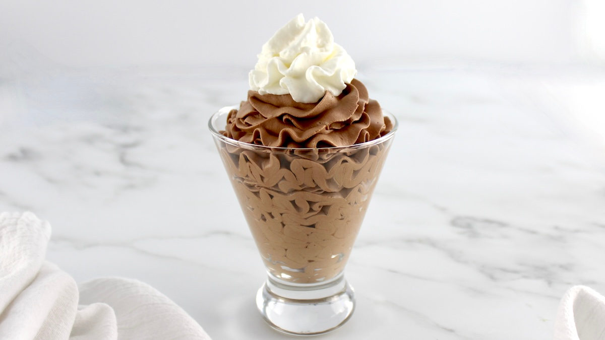 41 Low-Carb Desserts That Make Life a Little Sweeter