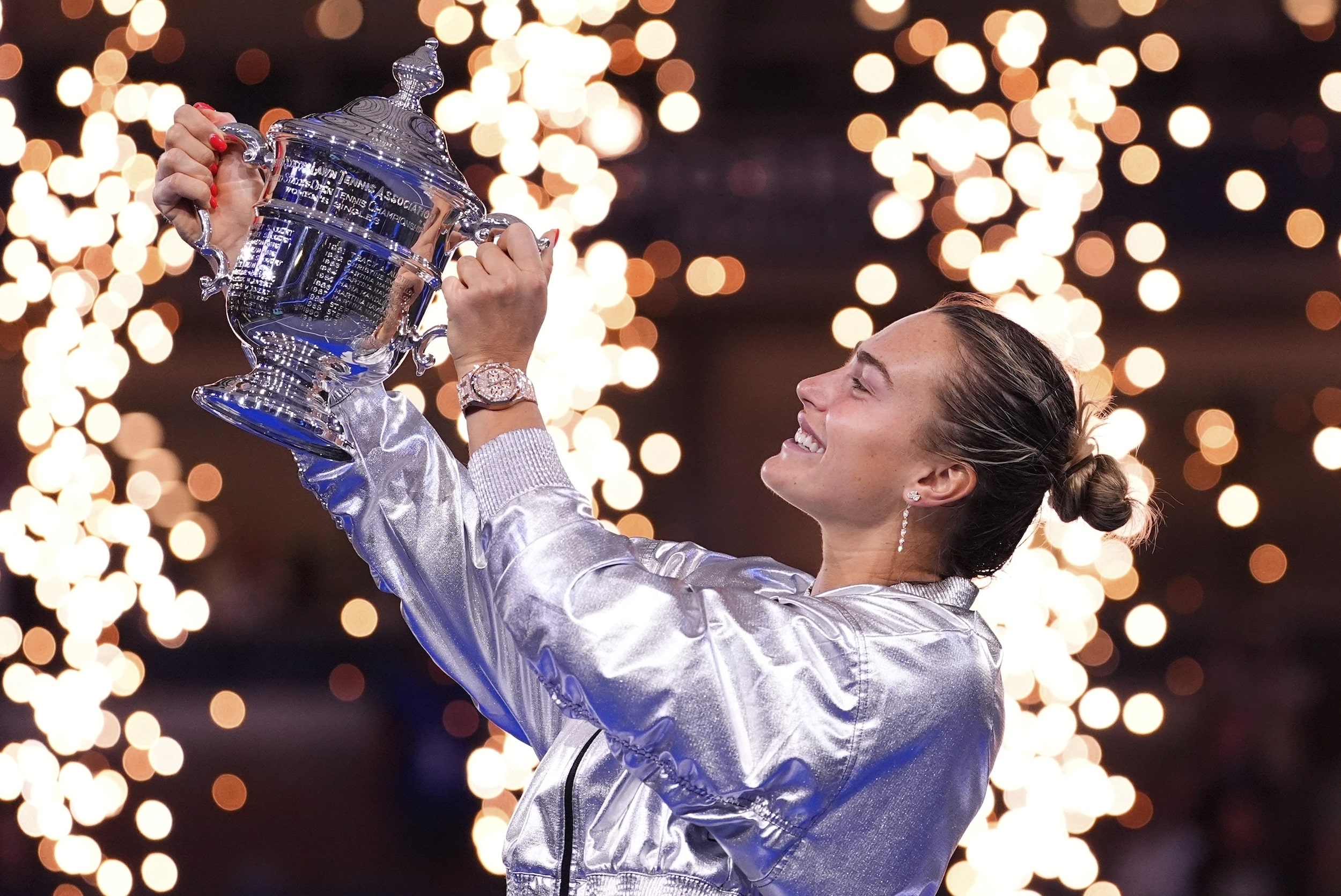Sabalenka beats Anisimova for 2nd straight US Open title