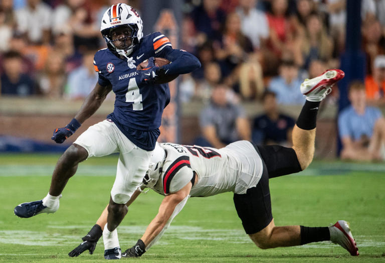 Auburn football transfer portal tracker | Latest news, developments