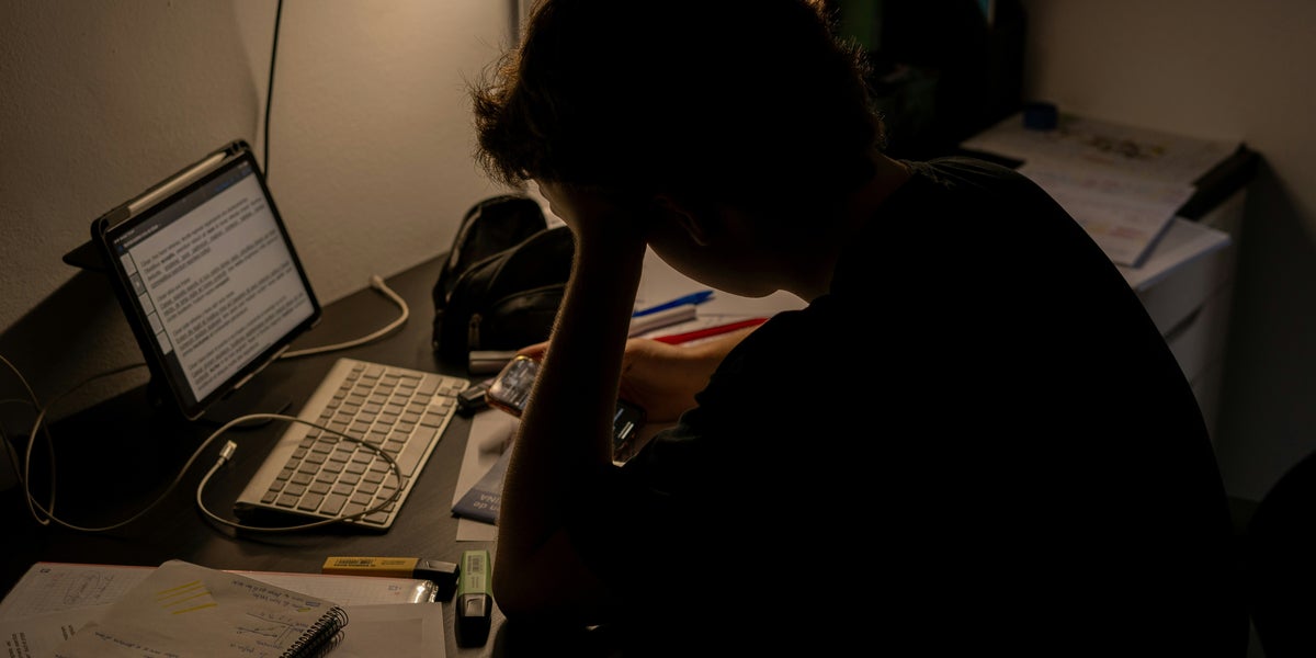 Always Feel Behind At Work? You Might Have 'Career Dysmorphia'
