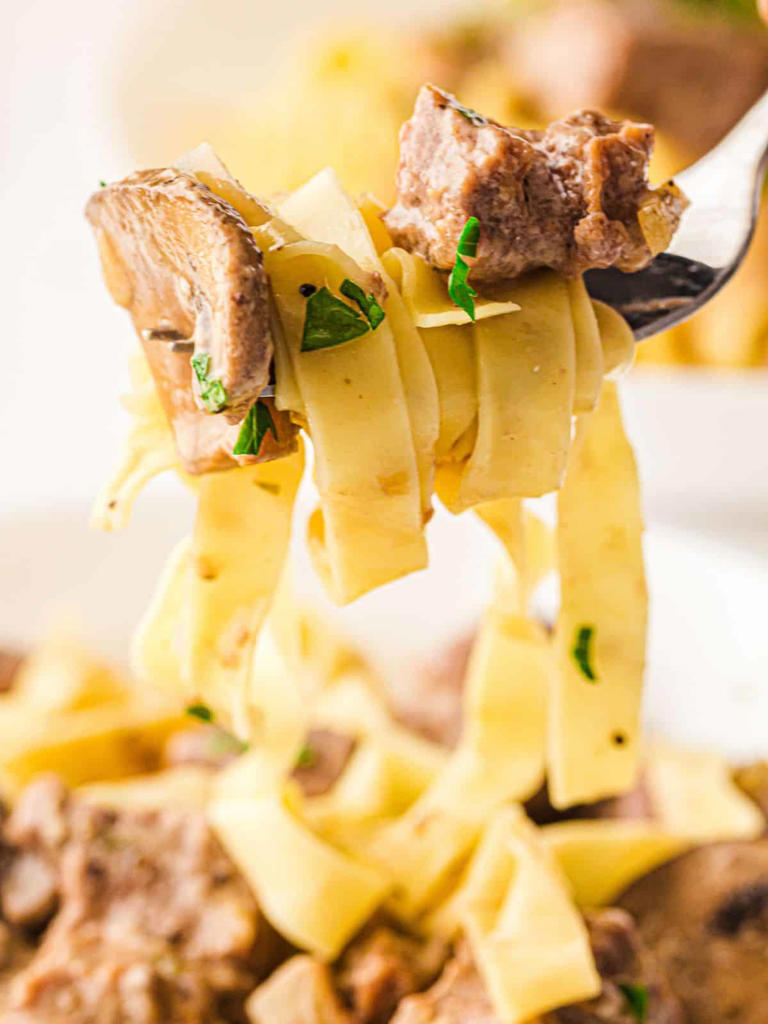 The best pasta shapes for creamy sauces