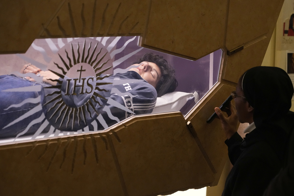 El papa declarará santo a un genio de la informática de 15 años, conocido como el influencer de Dios