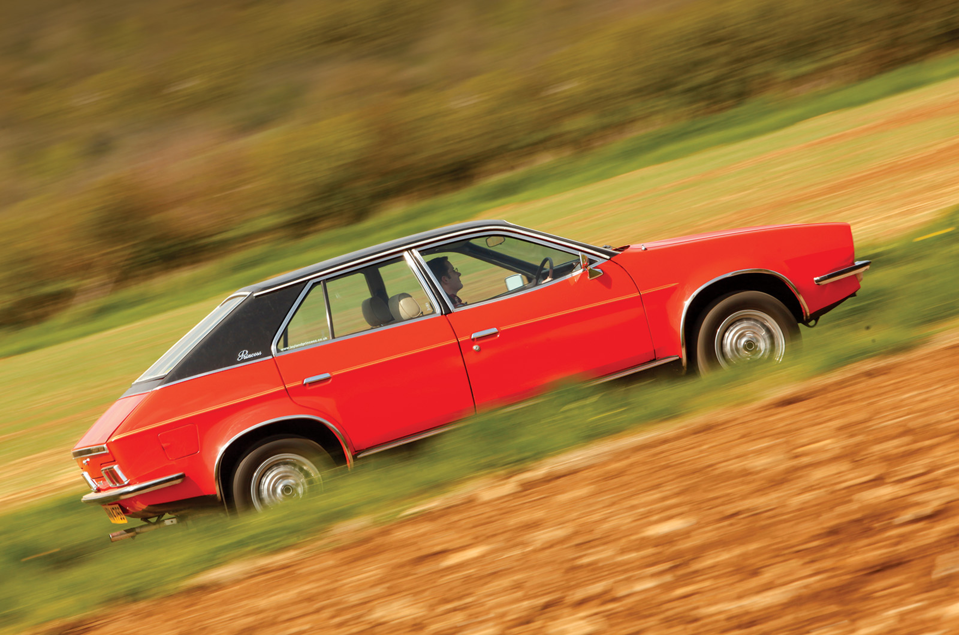 10 classic saloons with fastback rooflines
