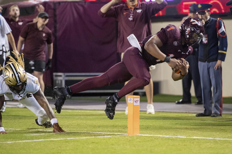 Pavia, Vanderbilt rally for 44-20 win at Virginia Tech