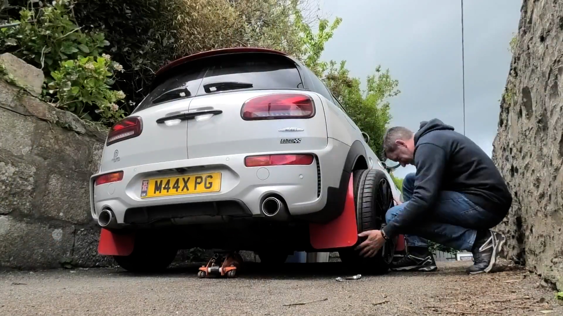 Clubman Tyre Sidewall Failure and Fix Plan