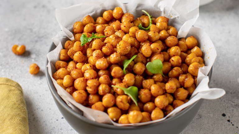 Homemade PCOS Hack: Is Gud Chana the Natural Hormone Balancer You Need?