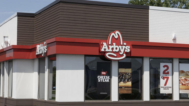 9 Discontinued Arby's Menu Items That Deserve A Comeback And 3 That ...