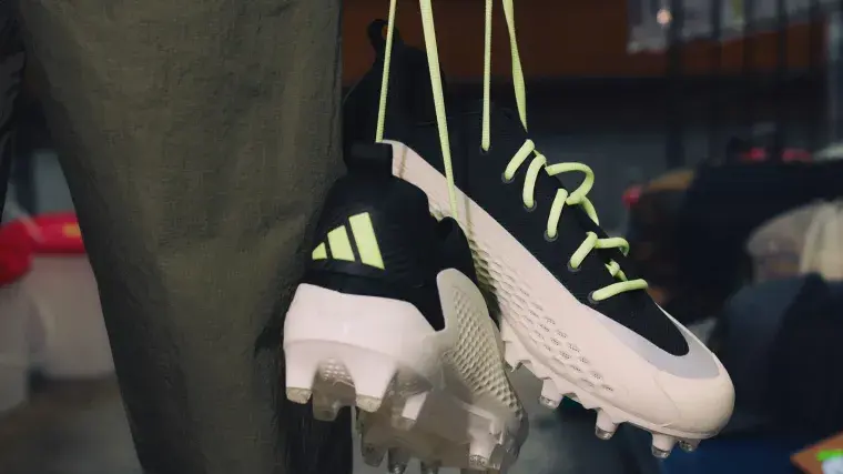Travis Hunter to wear Anthony Edwards' AE1 Adidas cleats in NFL debut