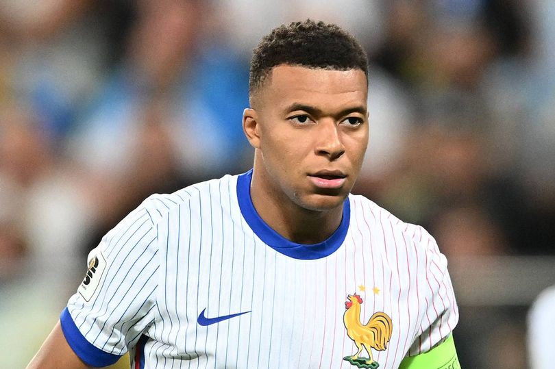 Kylian Mbappe makes his feelings clear on Liverpool's Premier League ...