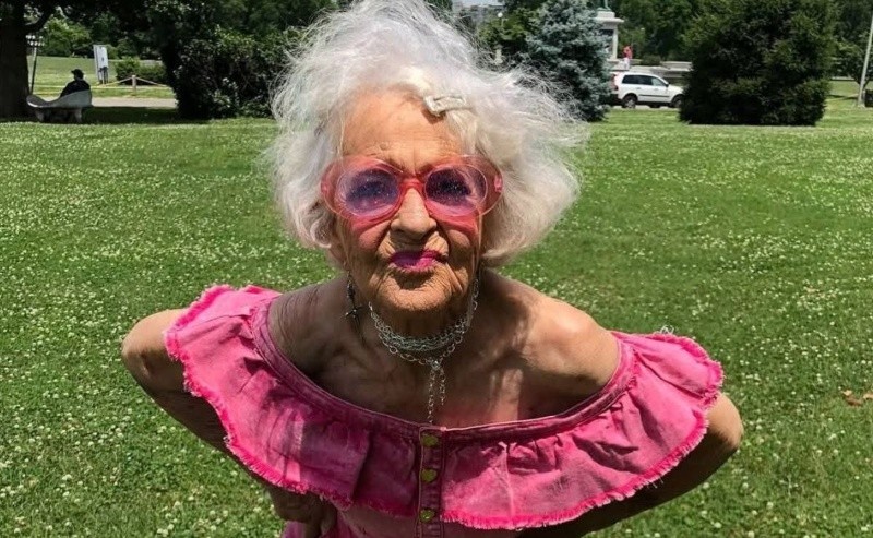 Farewell to Baddie Winkle: The icon who redefined aging with style and ...