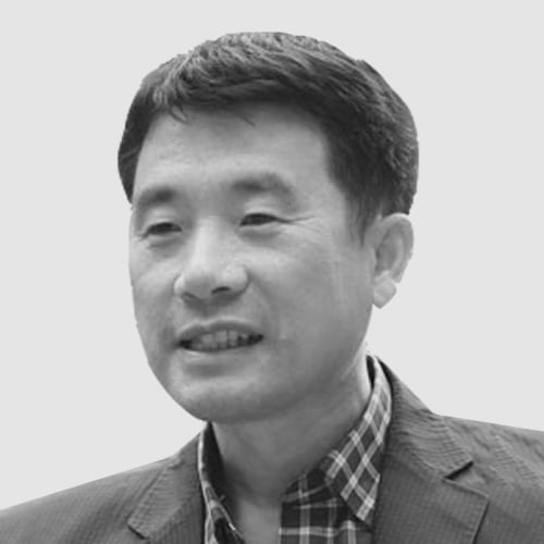 Palantir and Zhuge Liang: Modern warfare's strategic mastermind