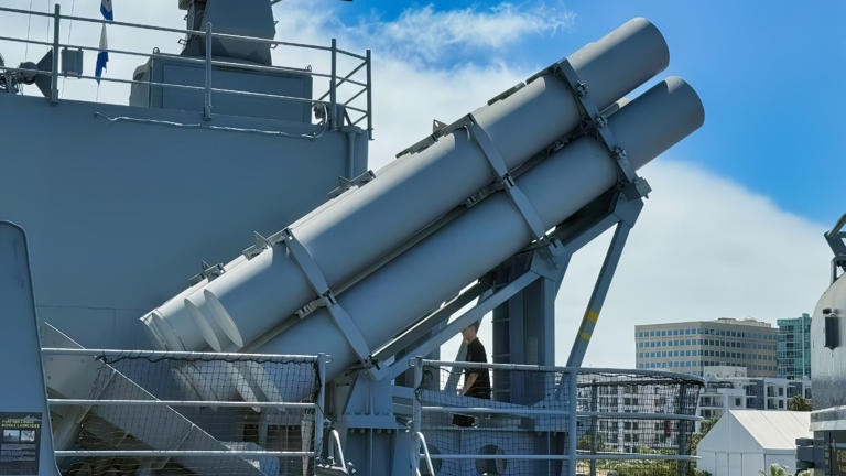 Step Aboard USS Iowa: The Iowa-Class Battleship That ‘Could’ Fight Again