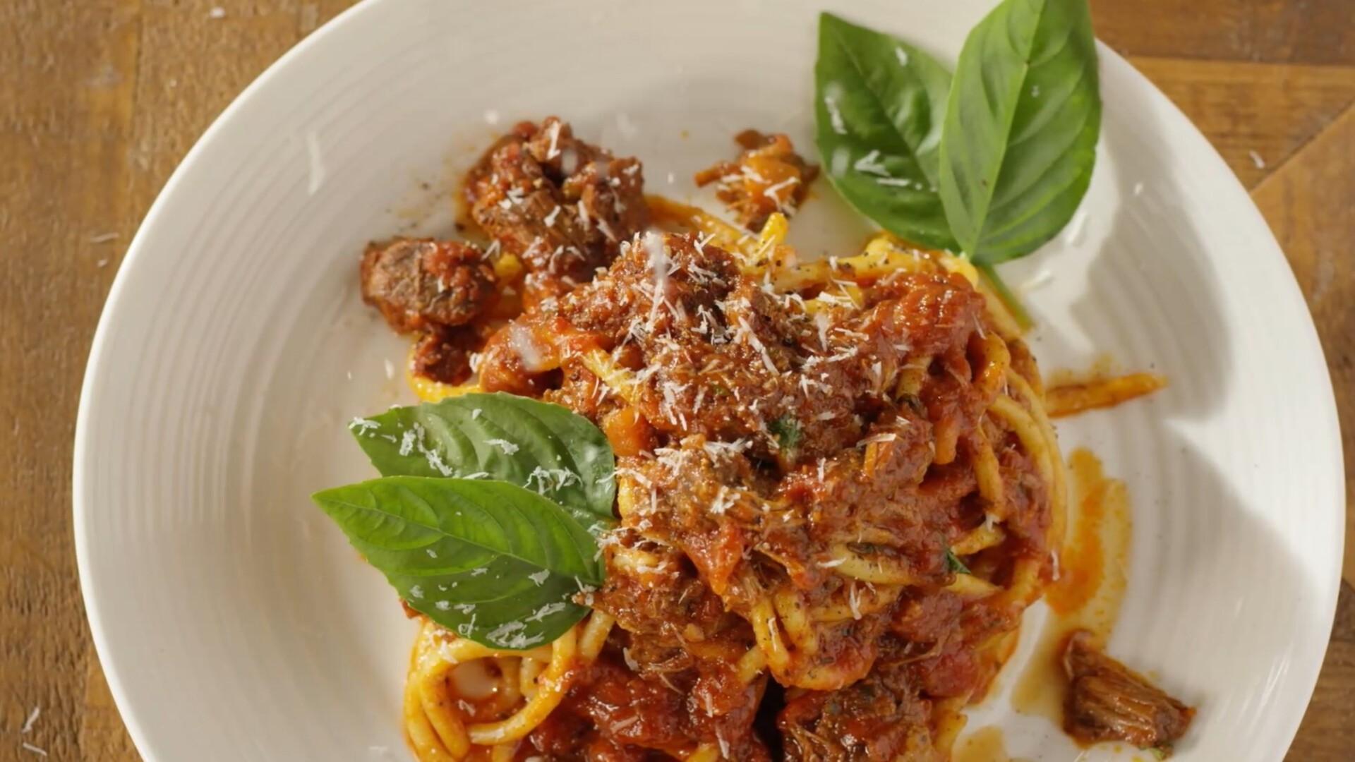 Ragu d'agneau toscan, un chef-d'œuvre de saveur cuit lentement